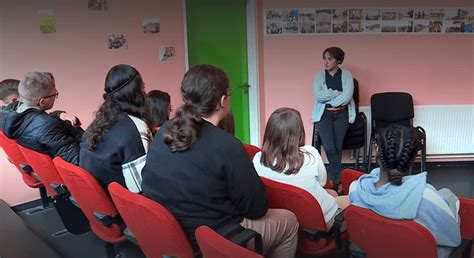 Cours Déducation à La Sexualité Les Collégiens Sensibilisés