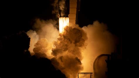 Spacex Launches Falcon 9 For Northrop Grummans Crs Mission To Iss