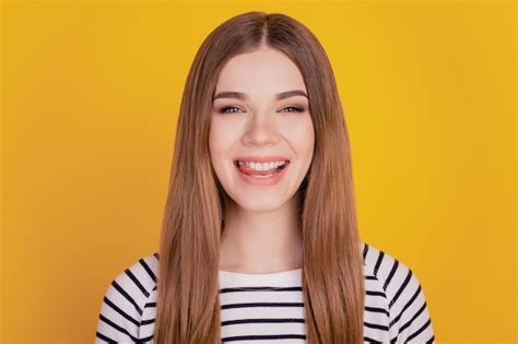 Premium Photo Portrait Of Cheerful Excited Lady Toothy Smile On