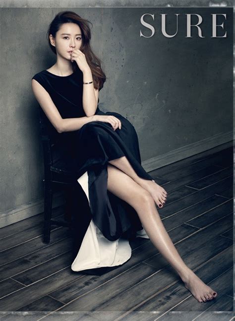 여자연예인 맨발 발가락 모음 손나은 아이유 모델 맨발 발가락 Son Naeun Iu Model Feet