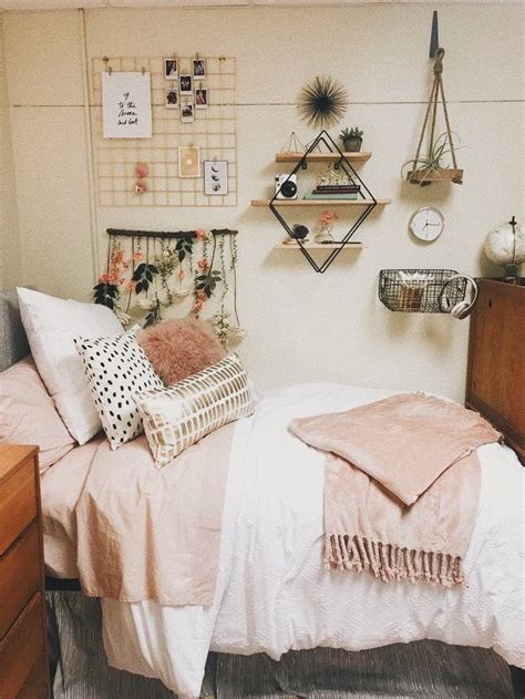 Pinterest Madstev23 Dorm Room Designs College Dorm Room Decor Dorm