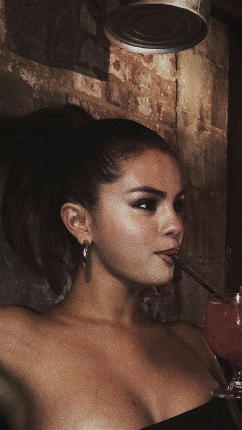 Pin De Mary En Selena Gomez Look De Selena Gomez Imagenes De Selena