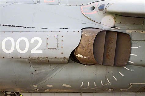 aircraft design other than a swing wing what types of variable