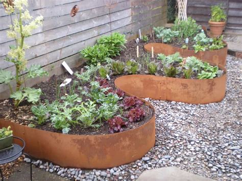 28 Amazing Garden Edging Ideas For The Most Stunning Curb Appeal