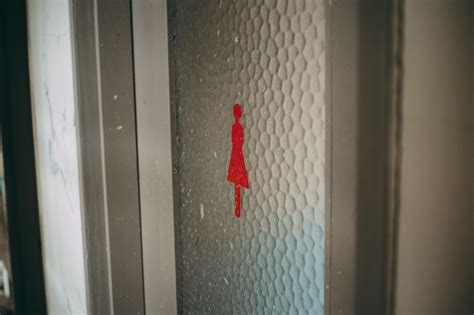 59歳会社員男、女子トイレに侵入し逮捕「ナプキン目当てで入った」と供述 リアルライブ