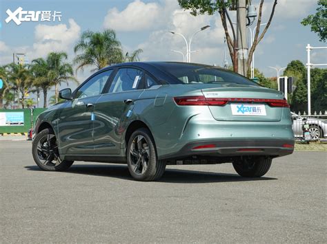 【2022款吉利几何g6 620 新趣版 整体外观 4 379张图片】 汽车图片大全 爱卡汽车