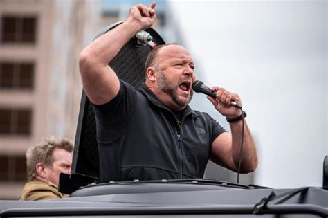 Alex Jones Offers Ct Sandy Hook Families 55 Million Over 10 Years