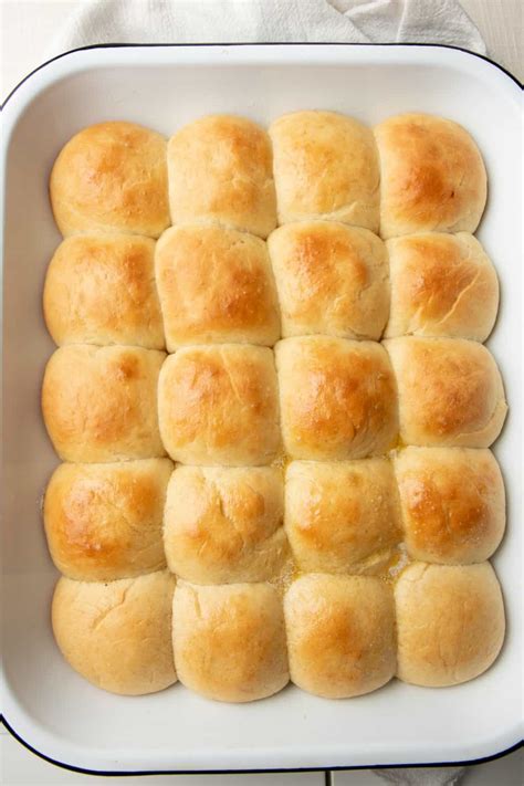 Easy Buttery Yeast Rolls Bread Recipe Wholefully