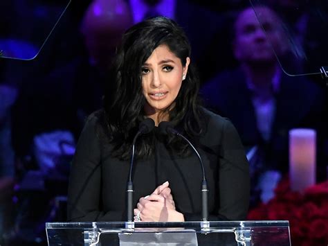 Vanessa Bryant Must Turn Over Mental Health Records To Continue Lawsuit
