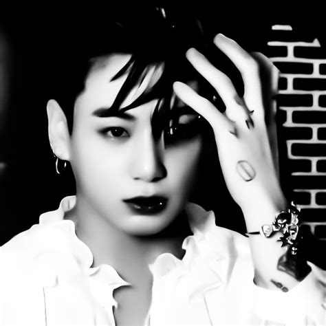 𝐗̶𝐕݊ ꞉ 𝑍ۙ𝐇ۣܻۣ𝑨𝐕̶𝕴̷̈́𝚬ܸ𝐗̵ 𝅮 𝕷𝕺̷̸̤𝕽⃪͈𝕯 ⸸̷̲ 𝗗ۣۭۙ𝚬⃥𝗩𝗜⃪ٌٌܻؗ𝗟 Jungkook 10