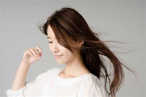 5 Cara Merawat Rambut Agar Tetap Sehat Dan Berkilau Alodokter