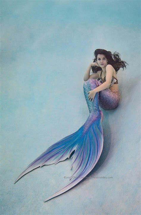 Model Mermaid Viktoria Photographer Chris Crumley Tail Finfolk