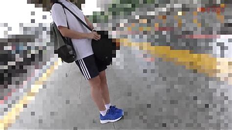 【ポロシャツjk】《問題映像》【電車痴漢】★推定身長140cm★部活帰りの純朴ジャージj がまさかの潮吹きイキまくり★サポーター付けたまま痙攣