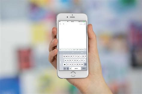 How To Use The Iphones One Handed Keyboard In Ios 11 Cult Of Mac