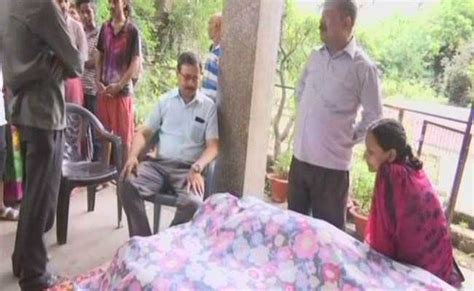 Bihar Retired Commissioner Along With His Wife Found Dead In Patna