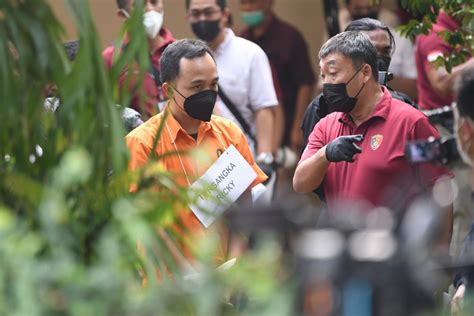 Berbeda Dengan Bharada E Bripka Ricky Tidak Lihat Ferdy Sambo Tembak