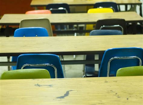 No Mundo 57 Milhões De Crianças Estão Fora Da Escola Educação E