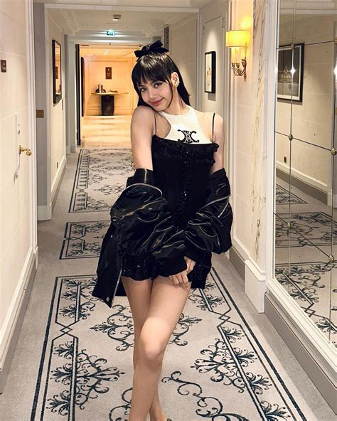 Spin Or Bin Music On Twitter Blackpinks Lisa Looking Gorgeous In