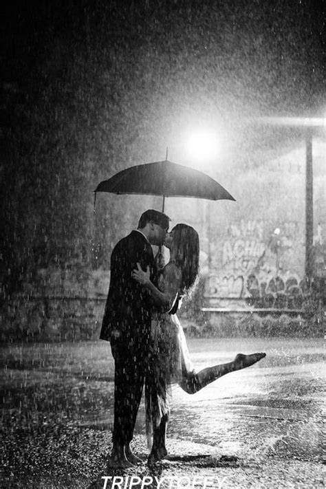 How Make Your Relationship A Perfect One Rain Photography Kissing