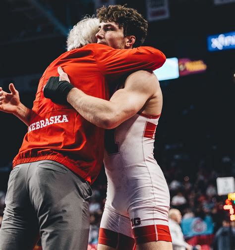 Huskers Finish Third In Big Ten Championships Lovett Takes Title 107