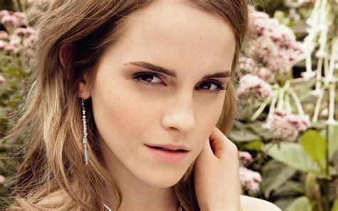 1680x1050 Emma Watson Actress Celebrity Women Sensual Gaze Wallpaper