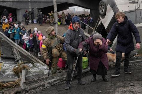 Russian Attacks Halt Plans To Evacuate Ukrainian Civilians