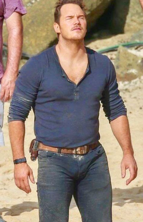 Pin By Joshua Follin On Yes Actor Chris Pratt Chris Evans Chris Pratt
