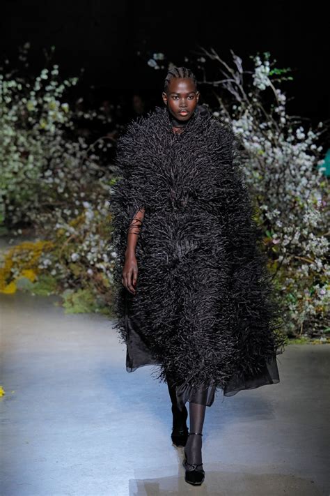 9 Of The Best Fall Winter Fashion Trends At Nyfw Essence Essence