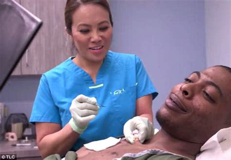 Dr Pimple Popper Takes On Her Biggest Ever Cyst In New Reality Series