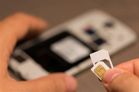 Placing A Sim Card In A Phone Step By Step Guide Citizenside