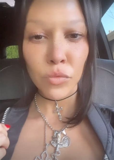 Kourtney Kardashian Shows Off Her Bare Breast In Nsfw Photo With Travis