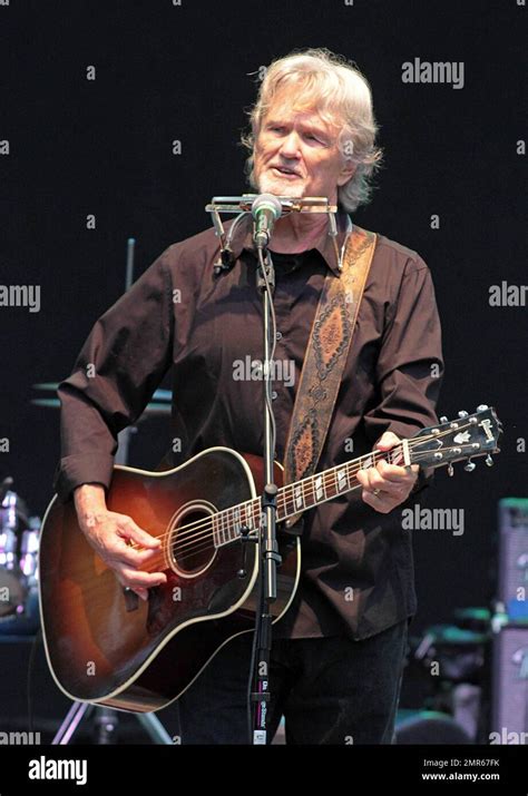 Merle Haggard Performs Live In Concert With Kris Kristofferson At The