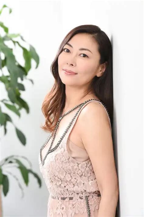 【写真 6 22枚】中山美穂：女性は年を重ねて「むしろ深みが輝きになる」 Mantanweb（まんたんウェブ）