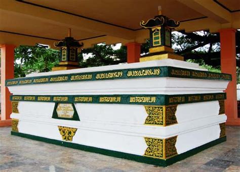 8 Peninggalan Sejarah Kerajaan Islam Di Indonesia – Anto Tunggal
