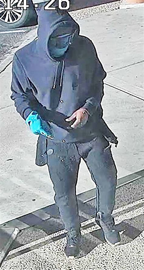 Fbi Apd Seek Goggle Wearing Ski Bum Bank Robber