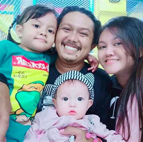 Potret Hangat Keluarga Andri Sulistriandi Pemeran Tisna Top Foto 1