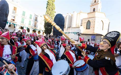 El Tio De La Porra Abre Cuatro Días De Feria En Gandia Las Provincias