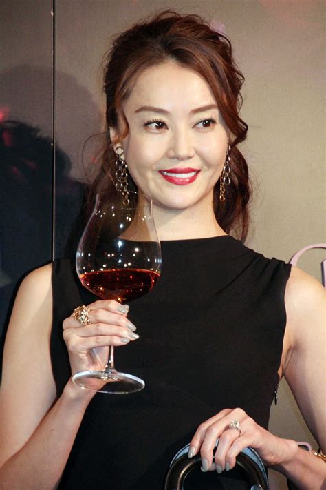 【写真 5 7枚】観月ありさ：新婚生活を語る 左薬指にダイヤがキラリ Mantanweb（まんたんウェブ）