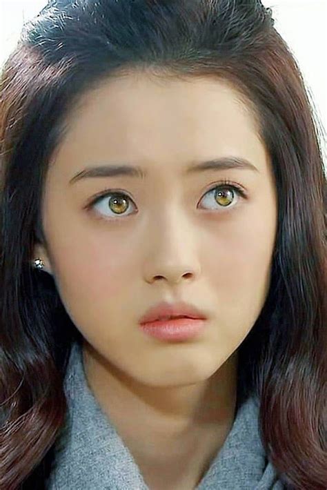 Unbelievable Pretty And Her Colored Eyes Another World Go Ara Go