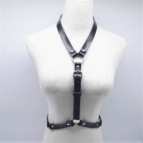 Women Sexy Punk Harness Handmade Leather Body Bondage Rivet O Round