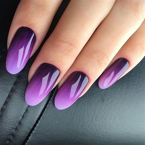 18 Beautiful Ombre Nail Design Ideas The Trend Spotter Purple Nail