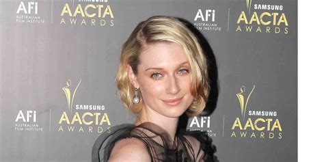 Elizabeth Debicki May Be The One Person Who Didnt Love That Night