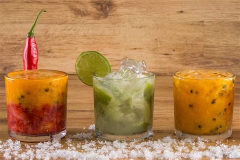 Caipirinha Cocktail National Brésilien à Base De Liqueur De Canne à