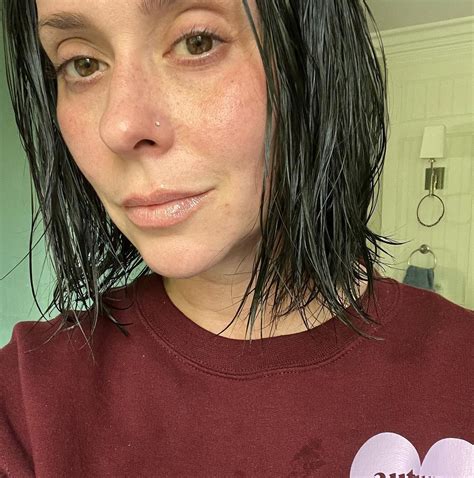 Jennifer Love Hewitt Goes Makeup Free For 44th Birthday Selfie Big