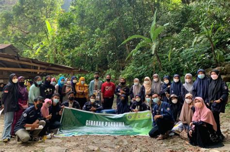 Genbi Ajak Masyarakat Jaga Kelestarian Alam Di Air Terjun Takapala
