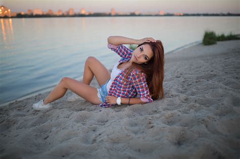 500px Women Model Looking At Viewer Brunette Plaid Shirt Beach Sand