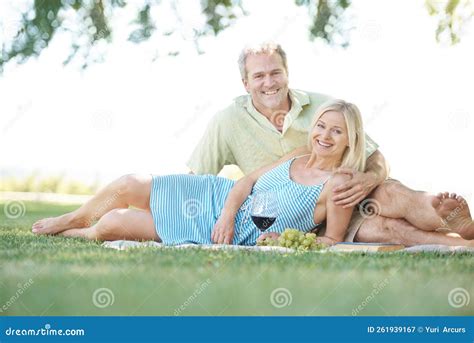 Theres Nothing Like A Picnic To Recharge The Soul A Smiling Husband