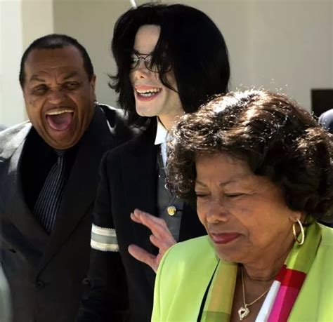 Michael Jacksons Mum Wins Restraining Order Against Nephew Accused Of