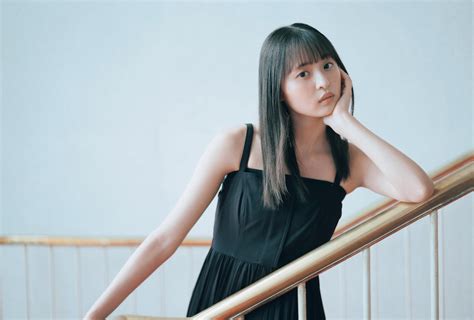 乃木坂46・遠藤さくら、ナチュラルな笑顔がまぶしい『b L T 』表紙画像解禁 画像一覧（6 11） The First Times