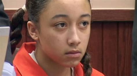 Cyntoia Brown Sentenced To Life For Murder Granted Clemency A Look